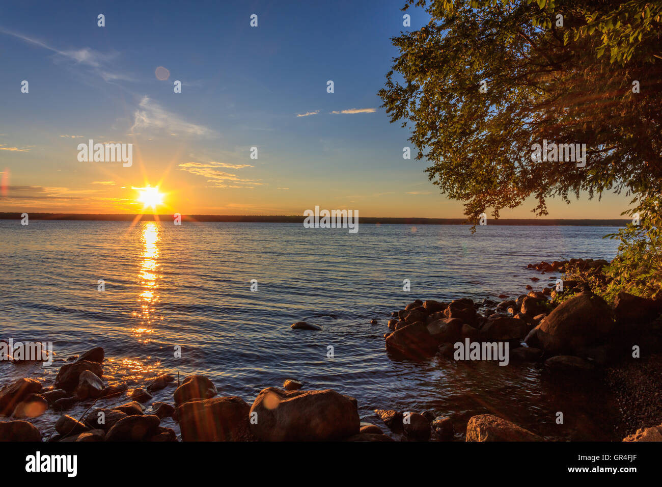 lake sun rise Stock Photo - Alamy