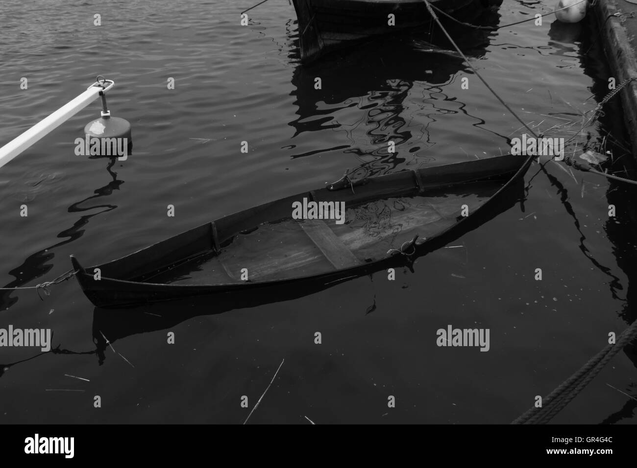 Boat Sinking High Resolution Stock Photography and Images - Alamy