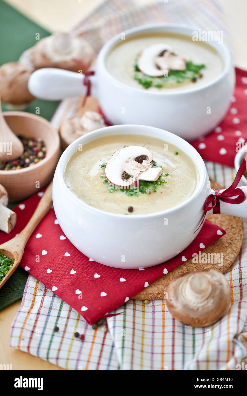Creamy mushroom soup with fresh champignon Stock Photo - Alamy