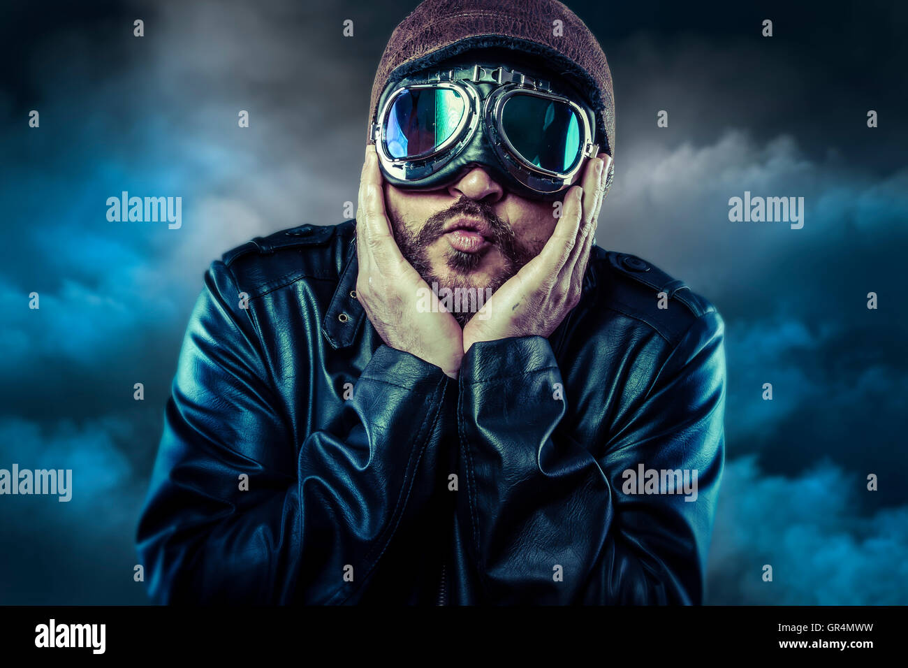 Funny aircraft pilot hi-res stock photography and images - Alamy