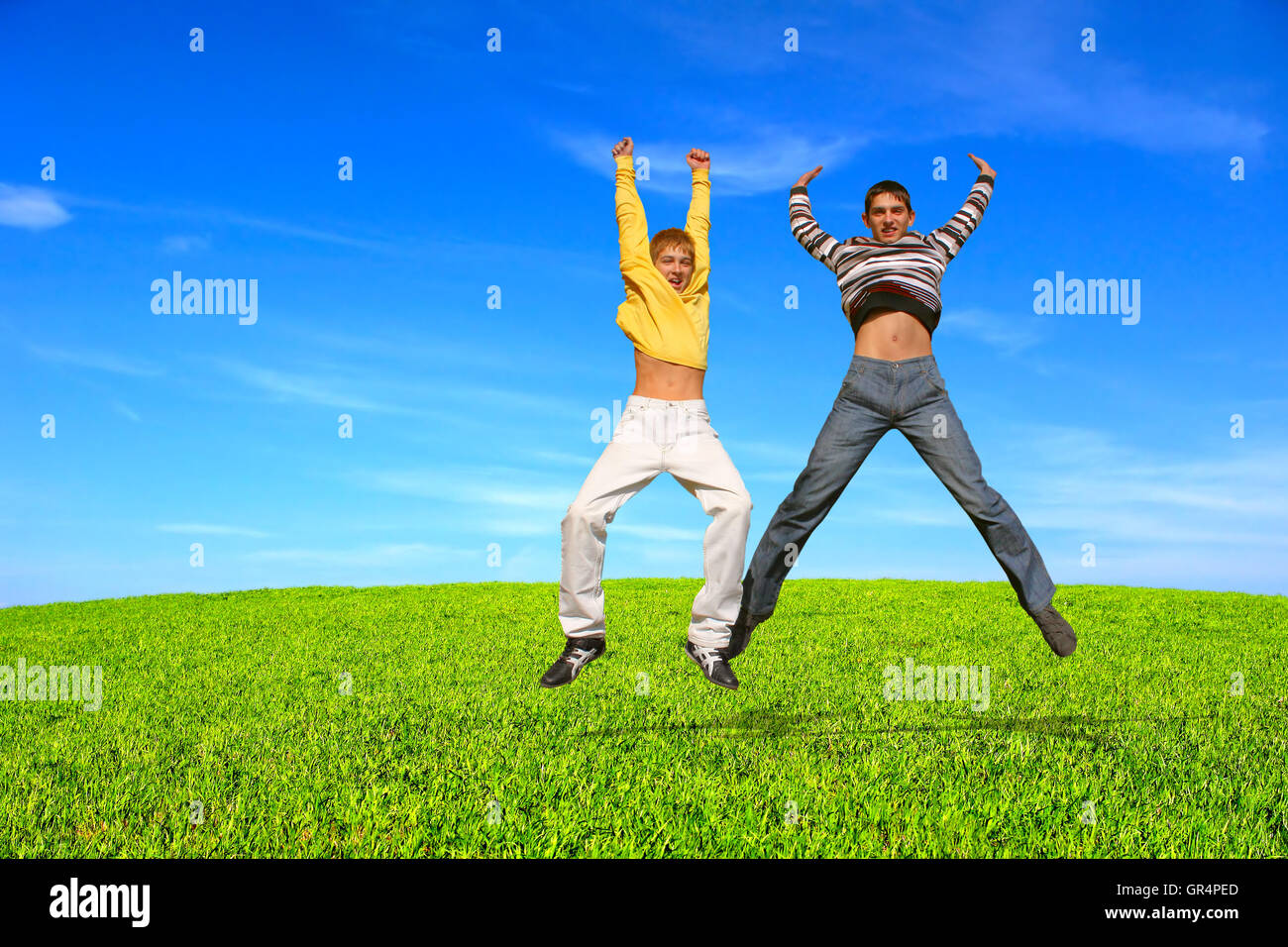 Boys high jump hi-res stock photography and images - Alamy