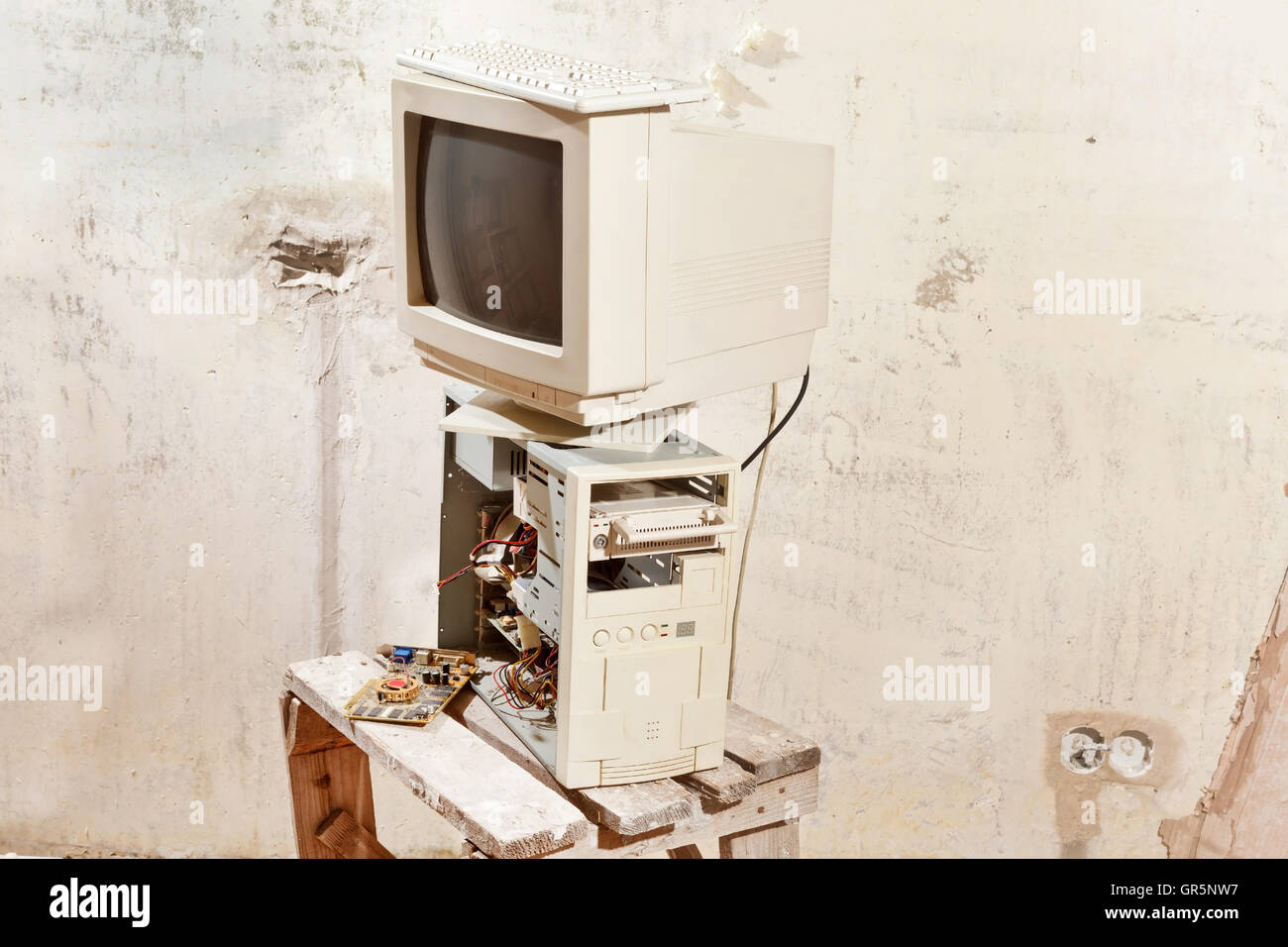 Destroyed computer hi-res stock photography and images - Alamy