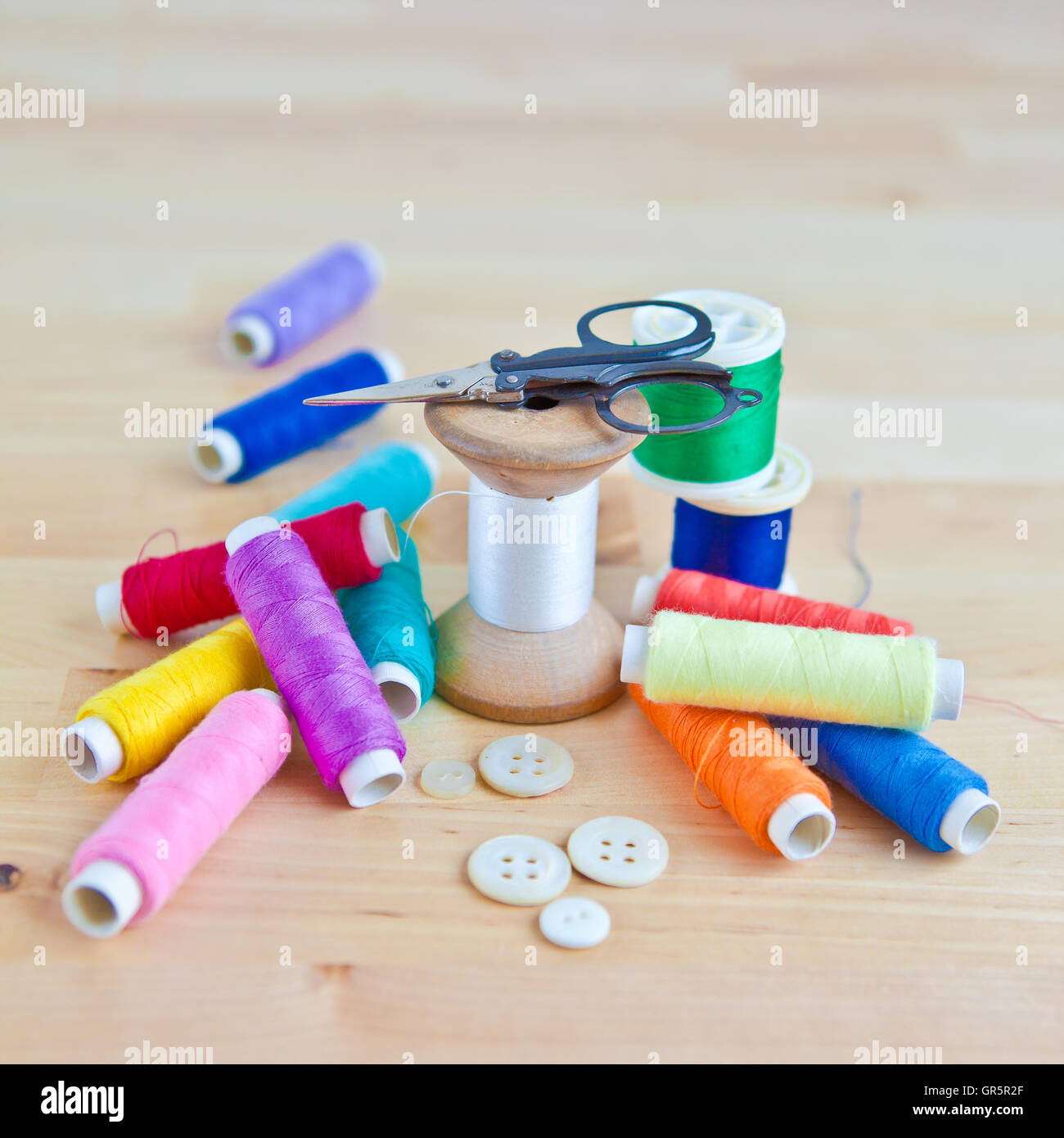 Sewing yarns hi-res stock photography and images - Alamy