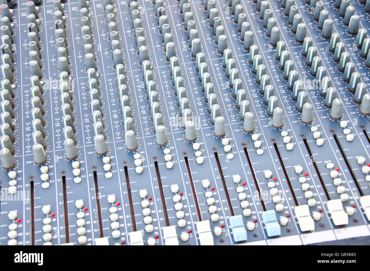 Music production controllers hi-res stock photography and images - Alamy