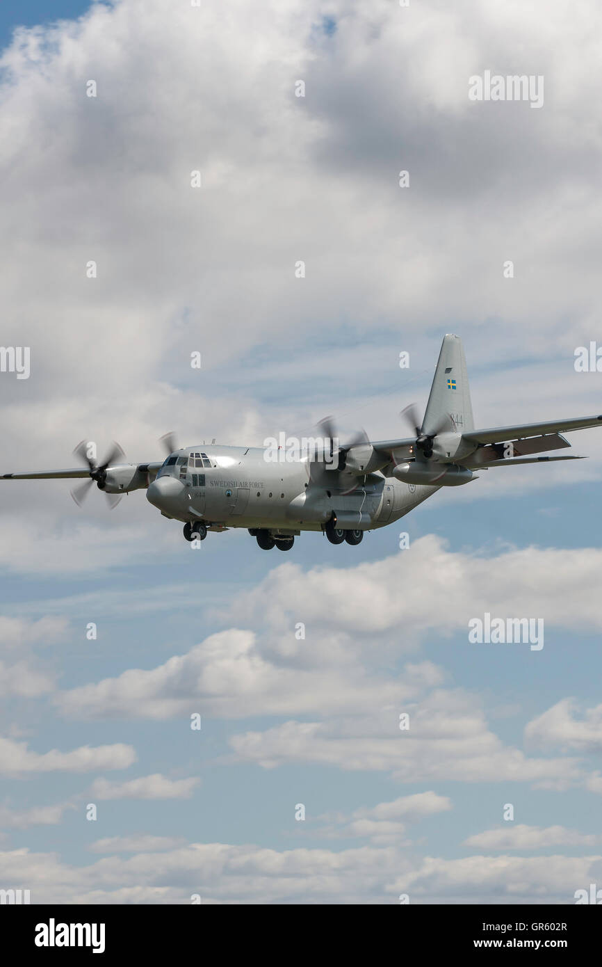Raf lockheed c130 hercules hi-res stock photography and images - Alamy