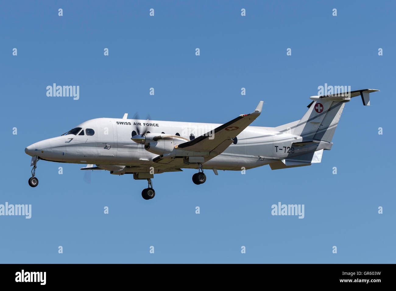 1900 aircraft hi-res stock photography and images - Alamy
