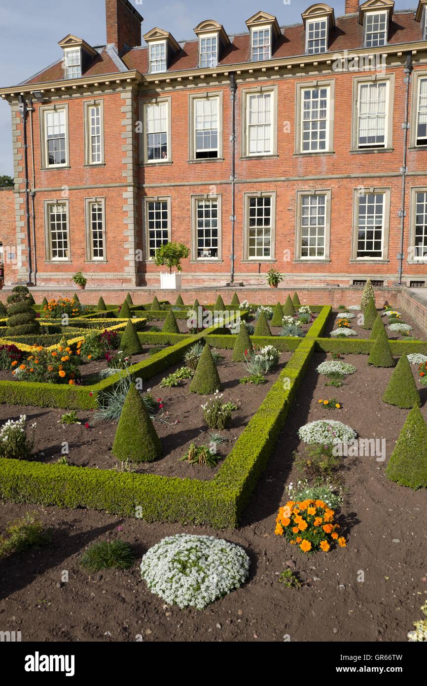 hanbury hall estate grounds stately home uk gb worcestershire midlands ...