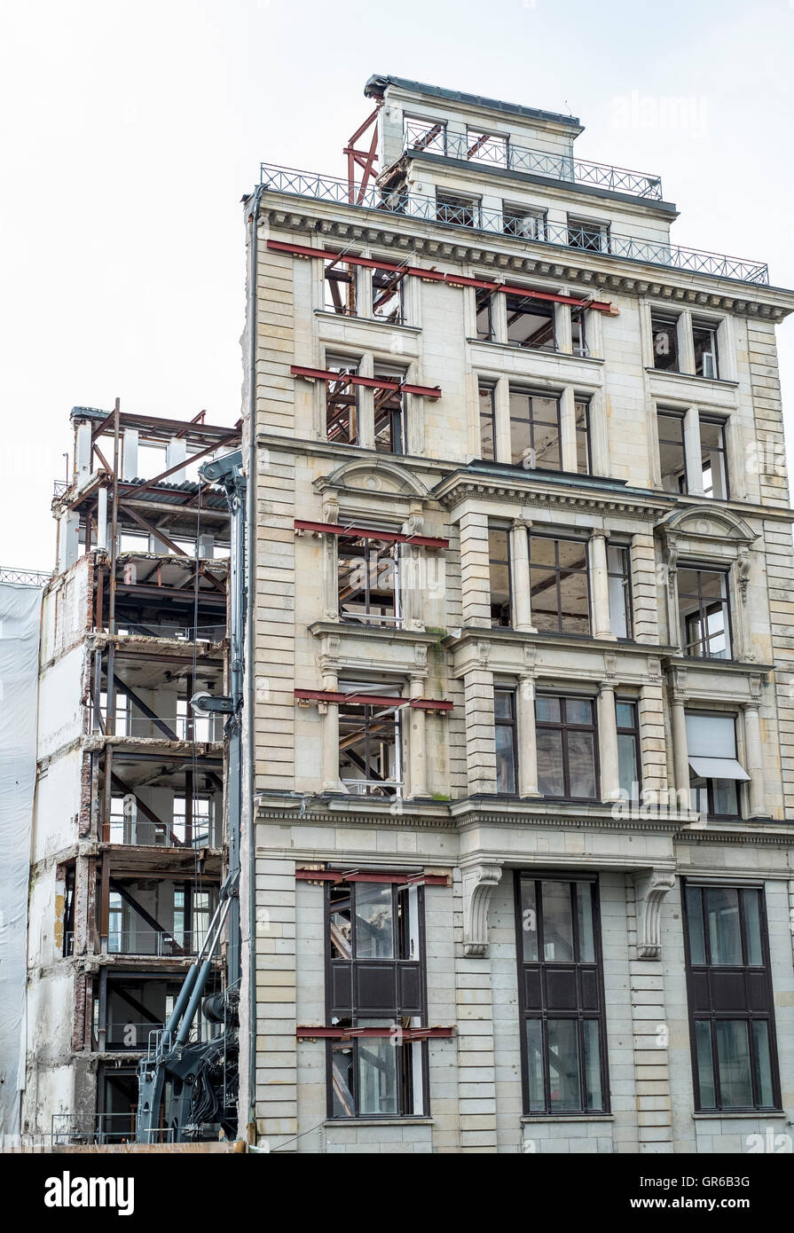 Constraction buildings hi-res stock photography and images - Alamy