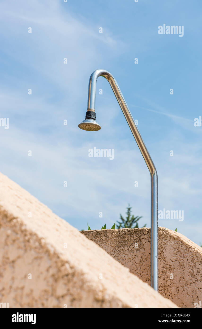 Showering hi-res stock photography and images - Alamy