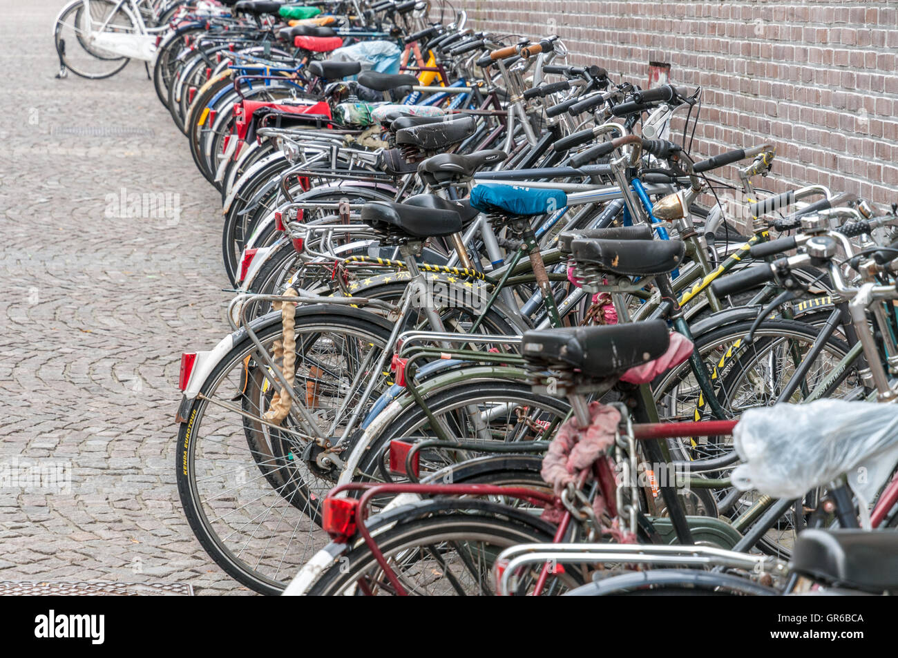 Bikes students hi-res stock photography and images - Alamy