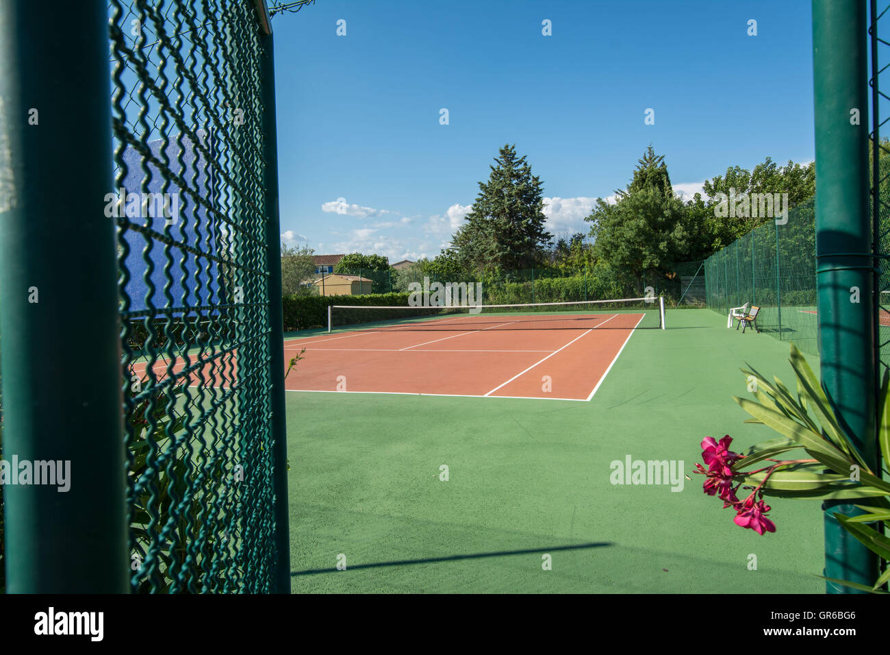 Tennis place hi-res stock photography and images - Alamy