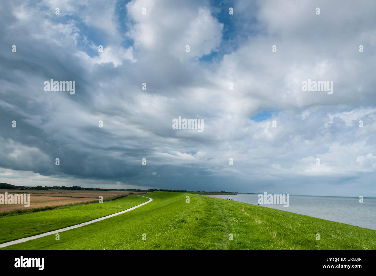 Ocean dam hi-res stock photography and images - Alamy