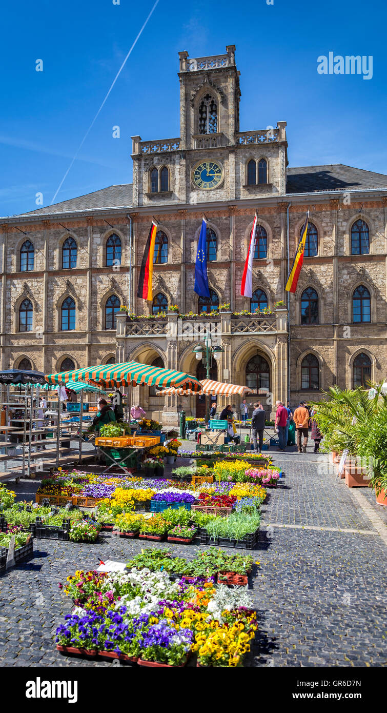 Das Rathaus In Weimar Stock Photo - Alamy