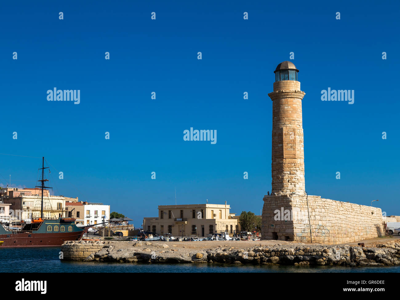 Old venetian harbor of Rethymno, Crete Stock Photo - Alamy