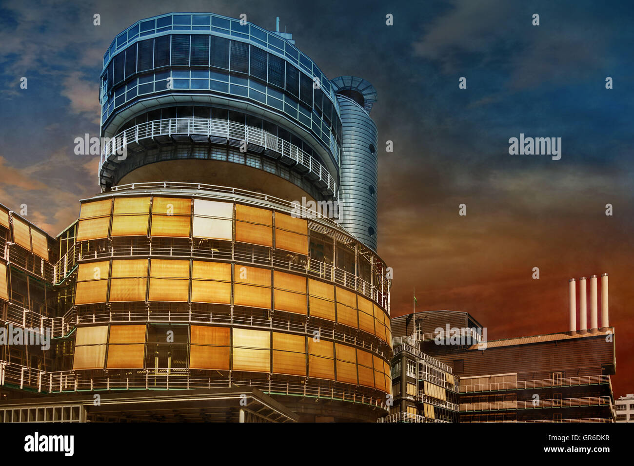 Rondell buildings hi-res stock photography and images - Alamy