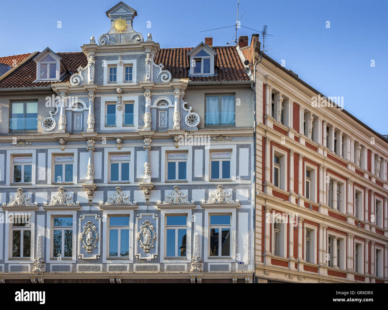 Real estate practices hi-res stock photography and images - Alamy