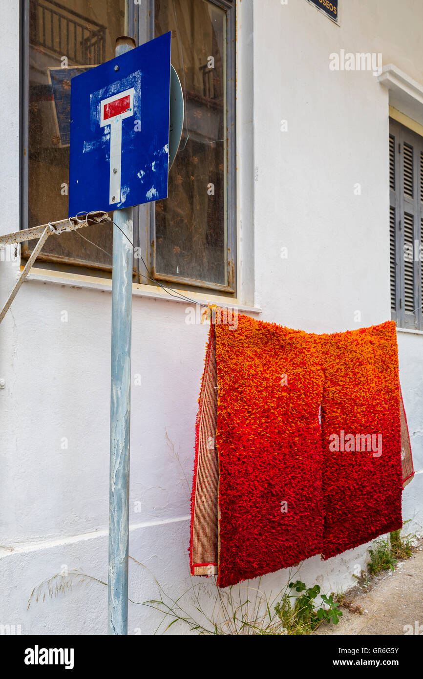 One way traffic flow hi-res stock photography and images - Alamy