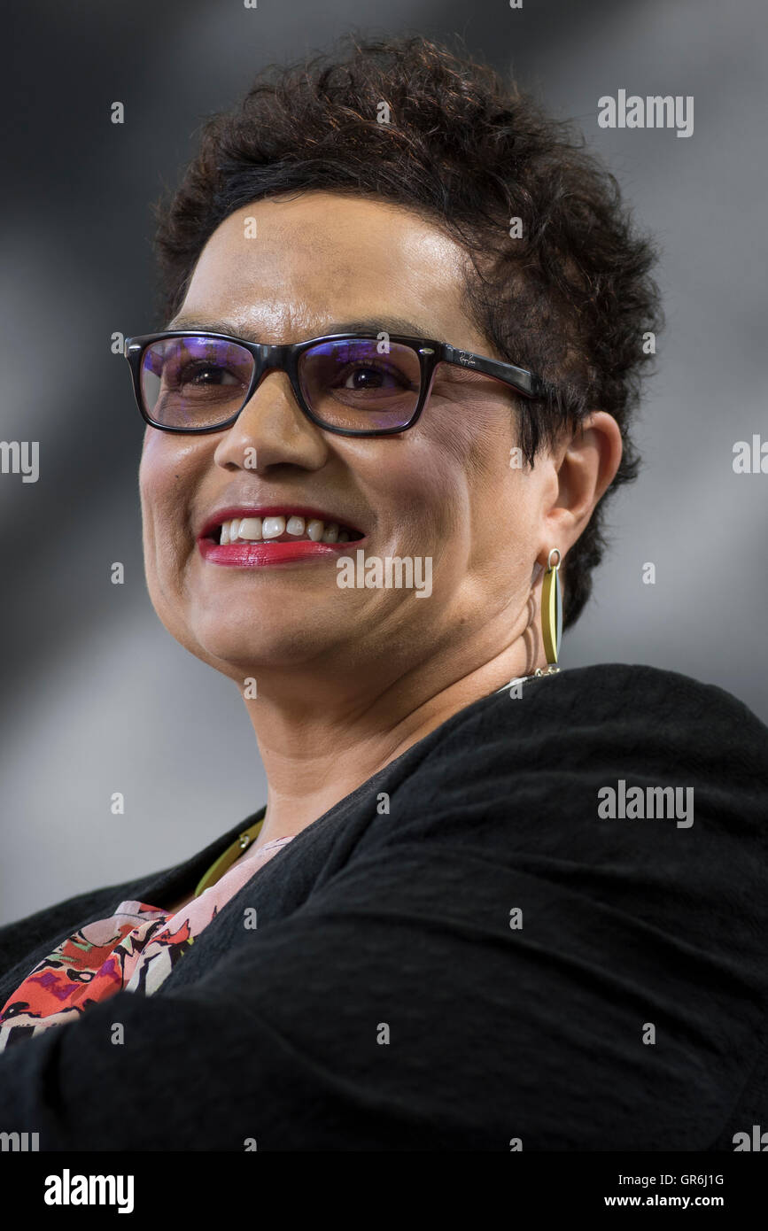Jackie kay mbe frse scottish hi-res stock photography and images - Alamy
