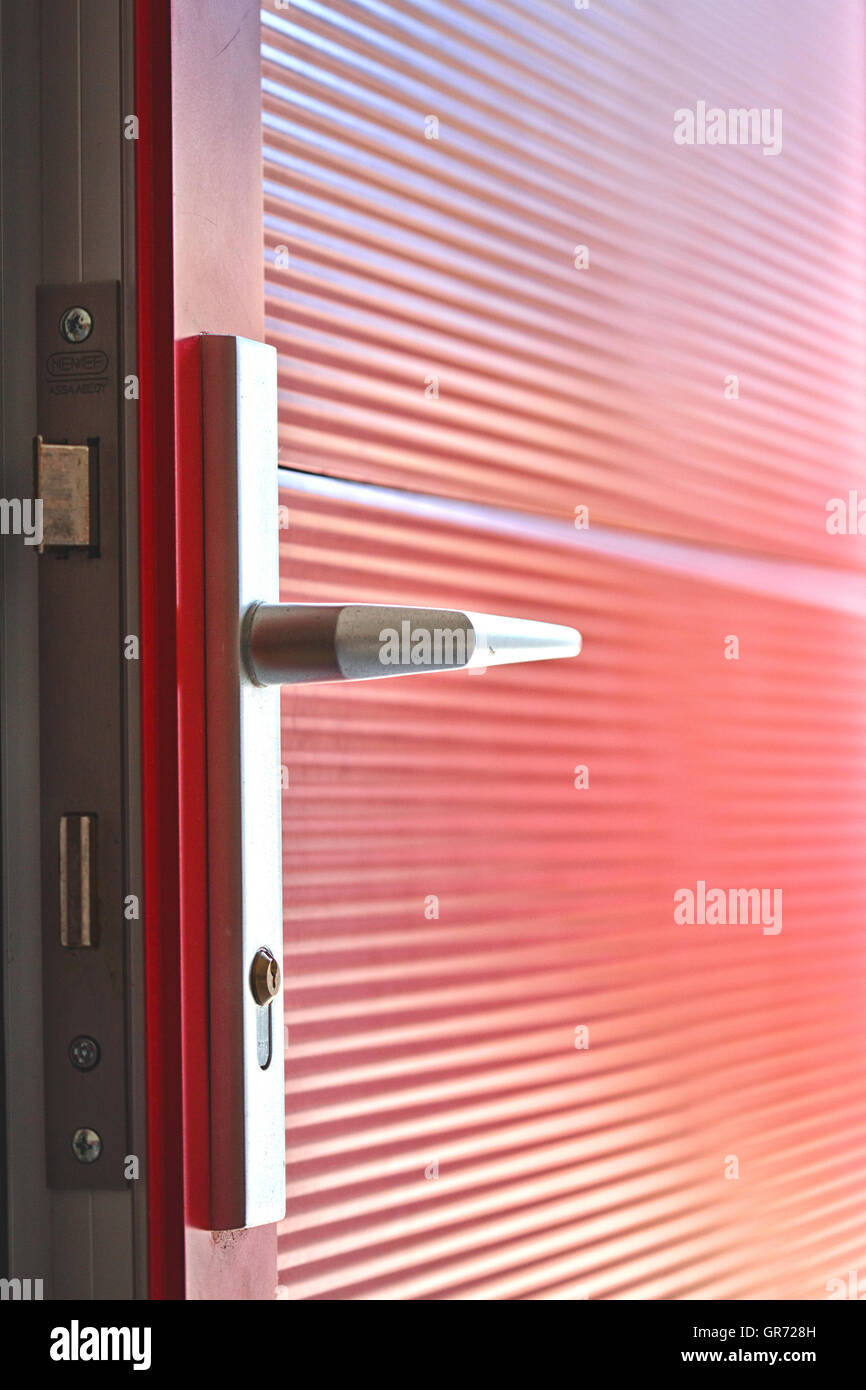 Fire door, lock hi-res stock photography and images - Alamy