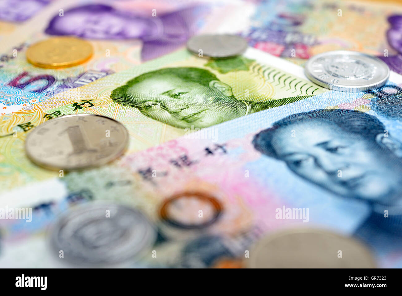 Chinese renminbi bills hi-res stock photography and images - Alamy