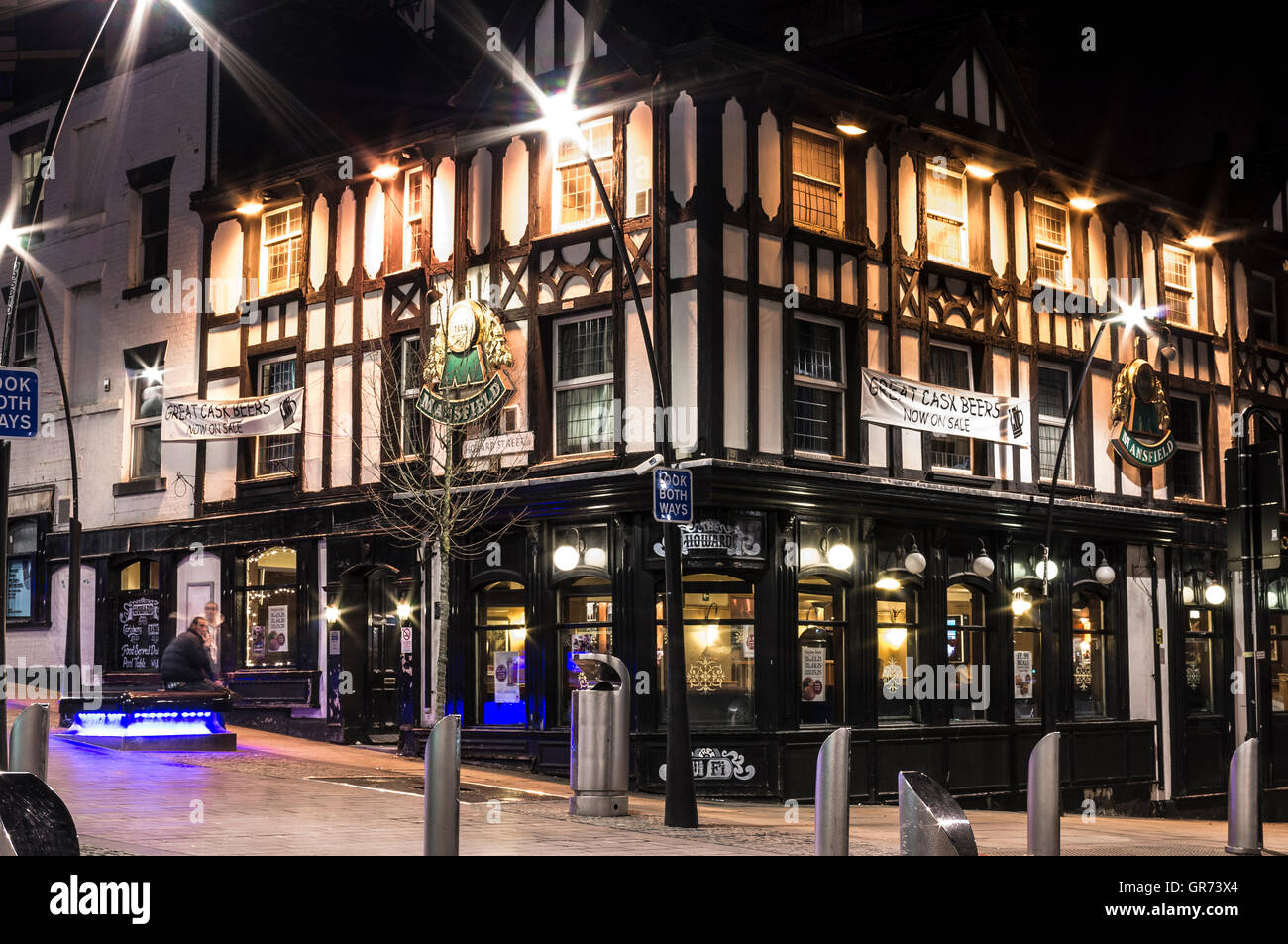 Old traditional pub in Sheffield - night view Stock Photo - Alamy