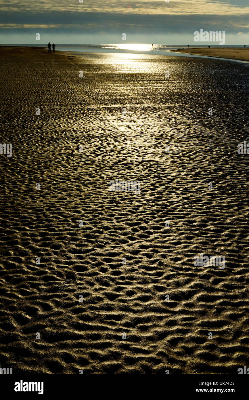 Sundown On The Sea Stock Photo - Alamy
