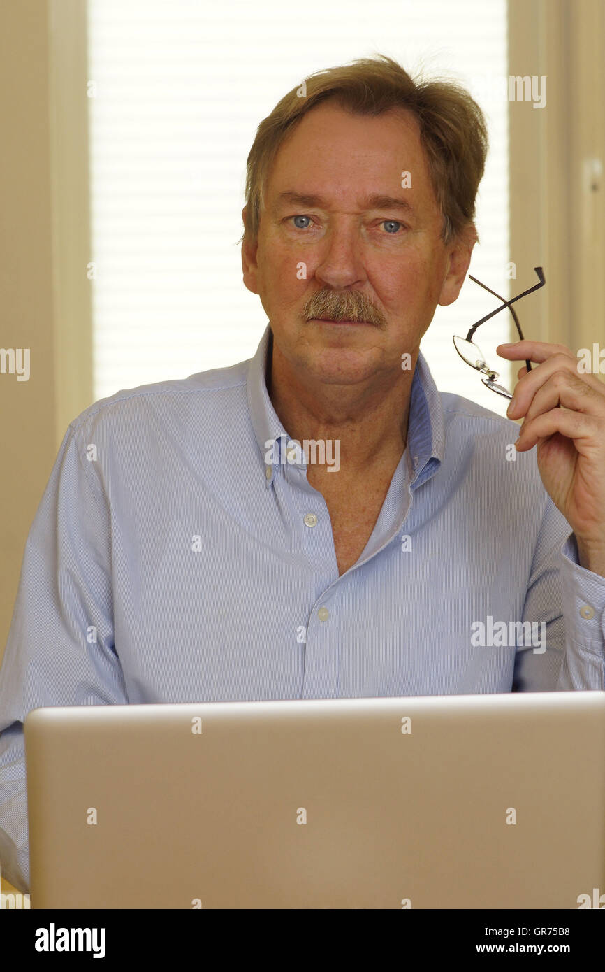 Old computer room hi-res stock photography and images - Alamy