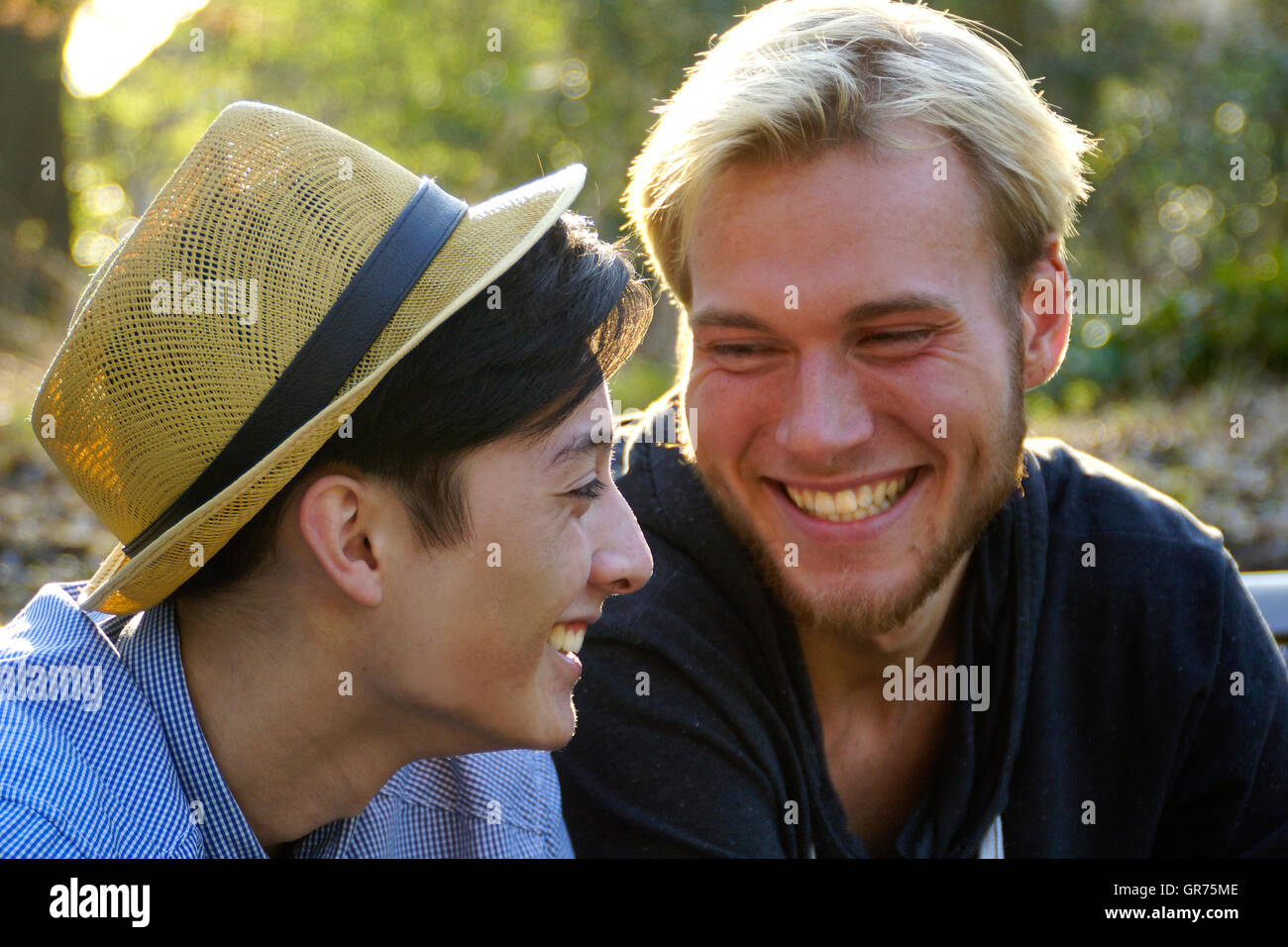 Multicultural friends hi-res stock photography and images - Alamy