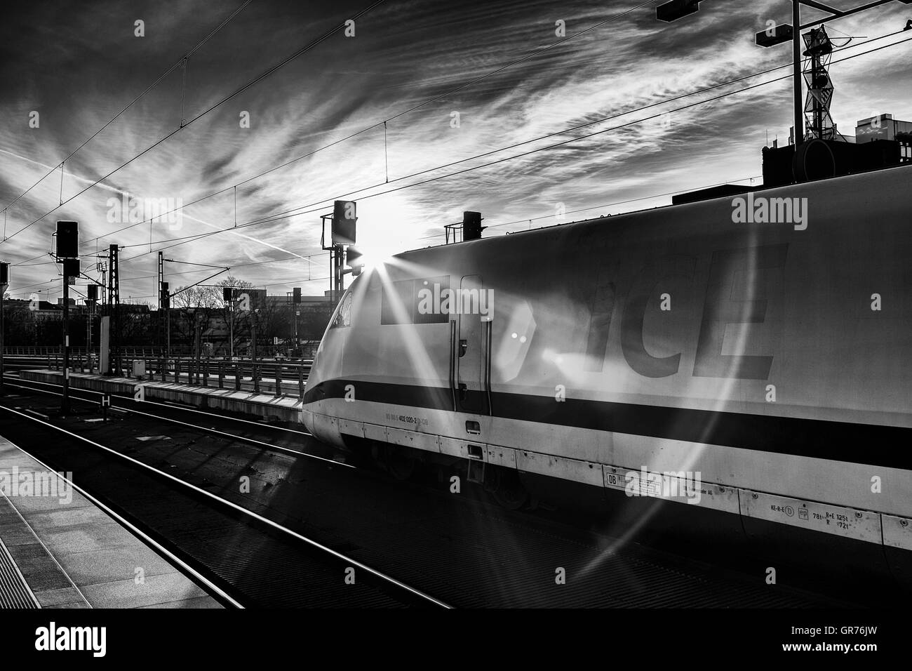 Berlin central Black and White Stock Photos & Images - Alamy