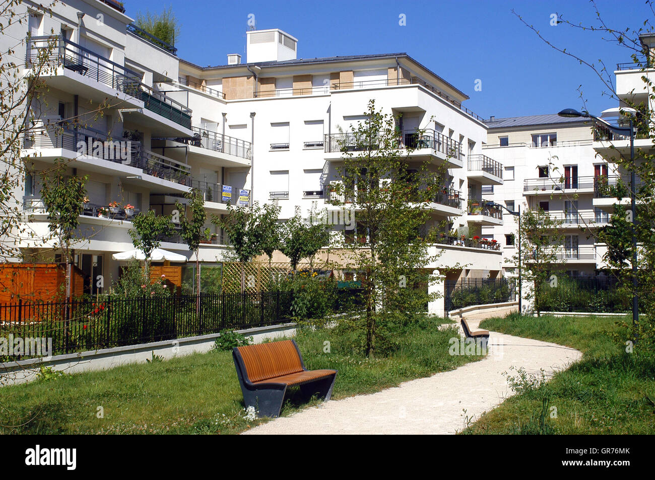 New building newly completed Stock Photo - Alamy