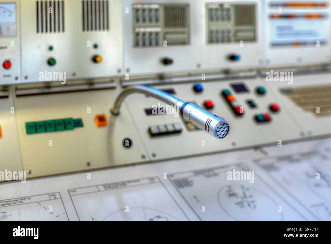 Police command center hi-res stock photography and images - Alamy