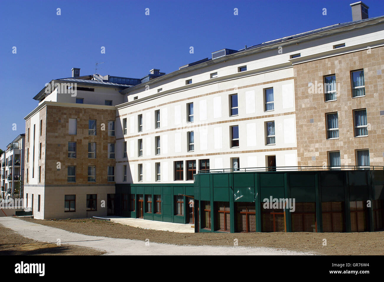 New building newly completed Stock Photo - Alamy