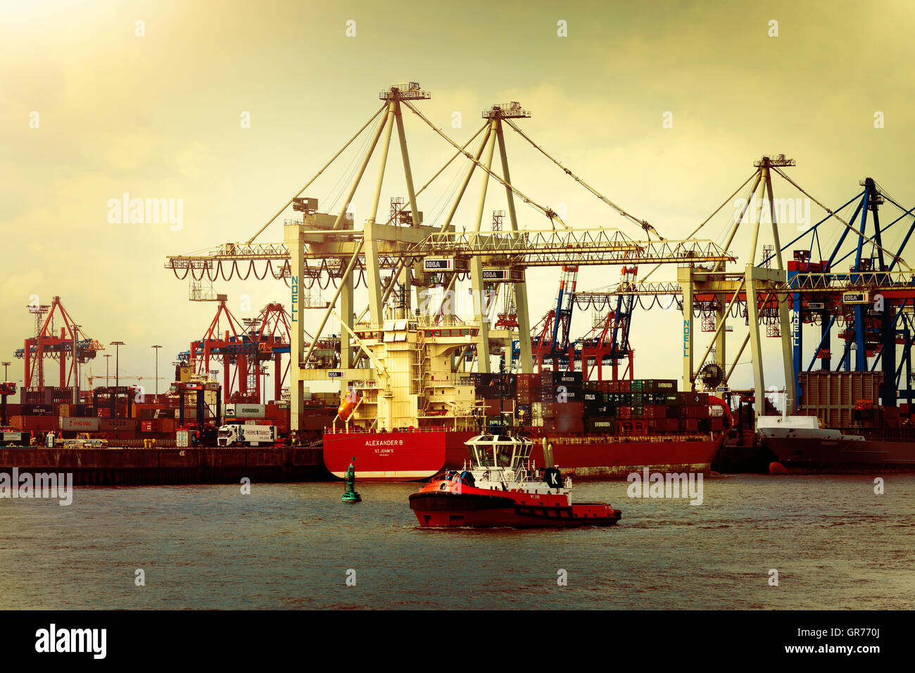 Harbor freight tools hi-res stock photography and images - Alamy