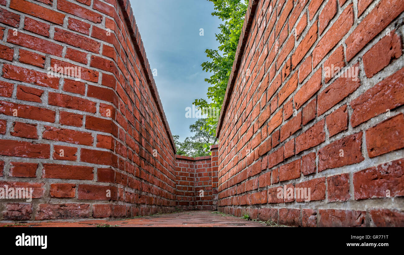 Immured hi-res stock photography and images - Alamy