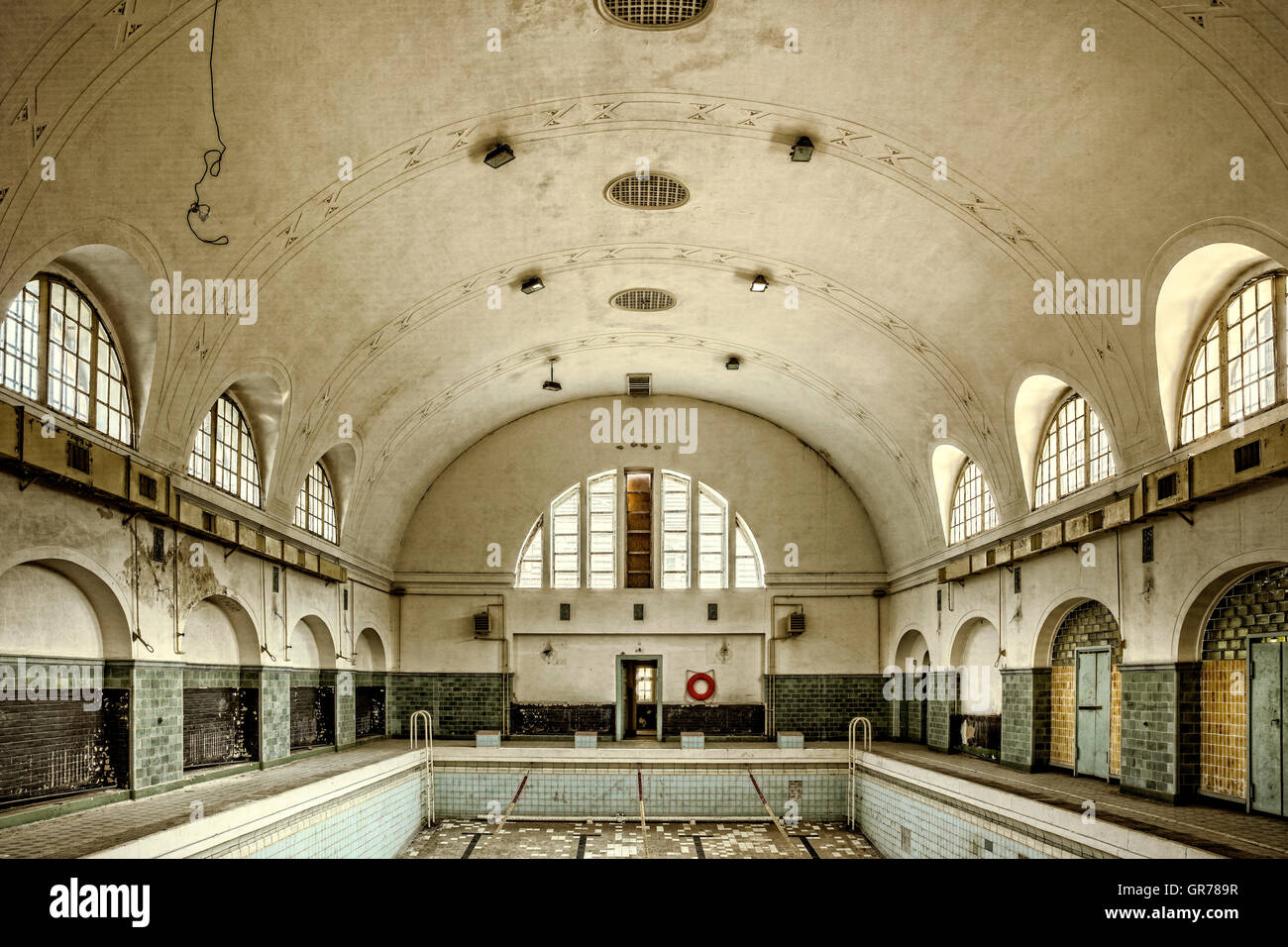 Swimmingpool berlin hi-res stock photography and images - Alamy