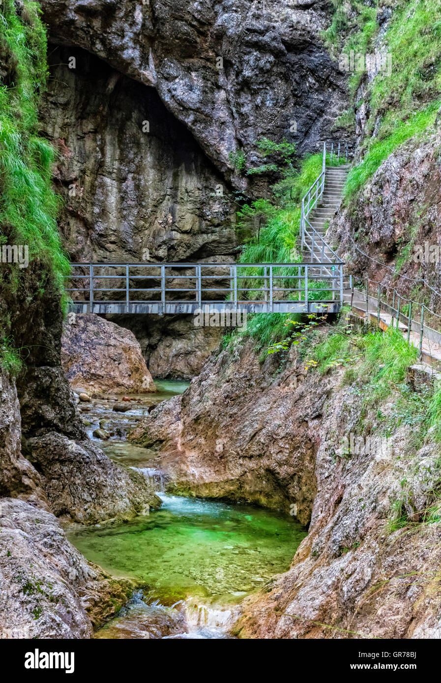 Die Almbachklamm Im Berchtesgadener Land Stock Photo - Alamy