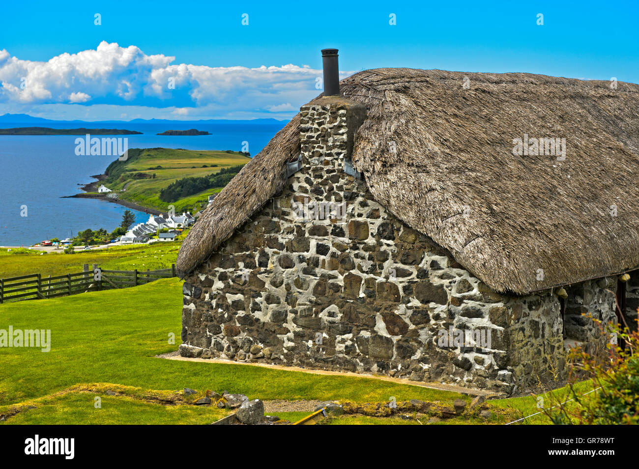 Croft crofter scotland cottage hi-res stock photography and images - Alamy