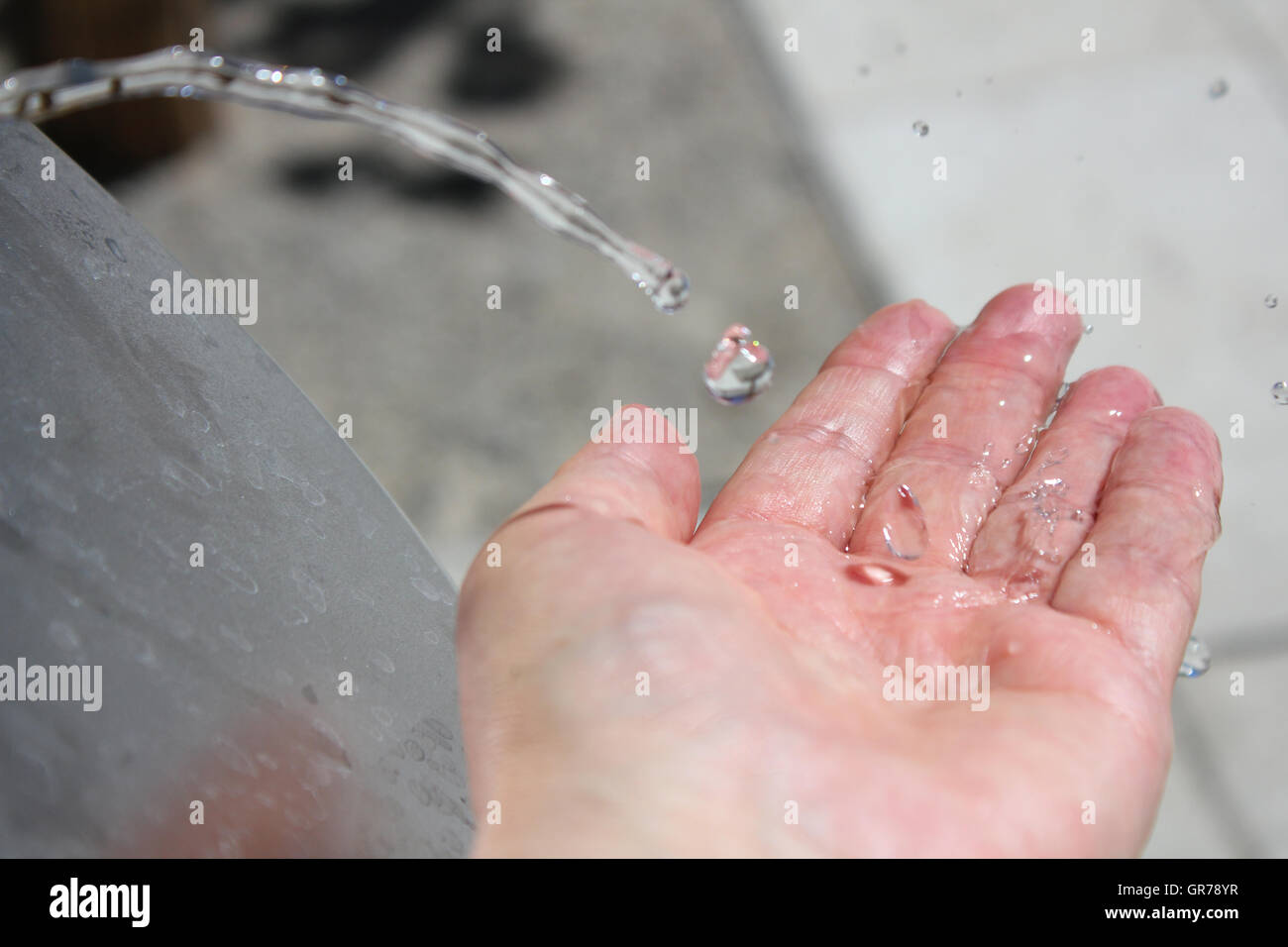 Hand symbolism hi-res stock photography and images - Alamy