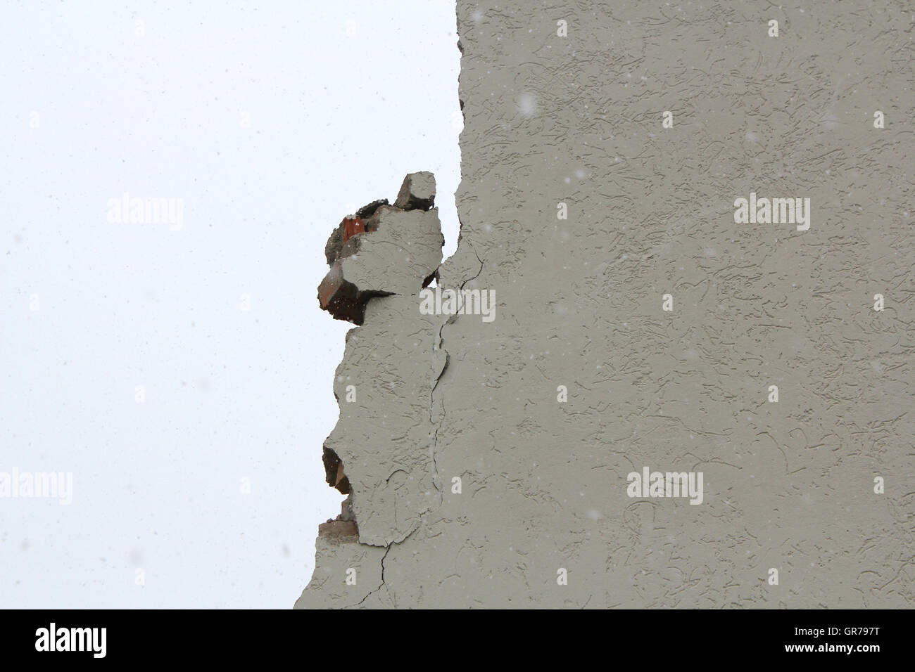 Fragile wall hi-res stock photography and images - Alamy