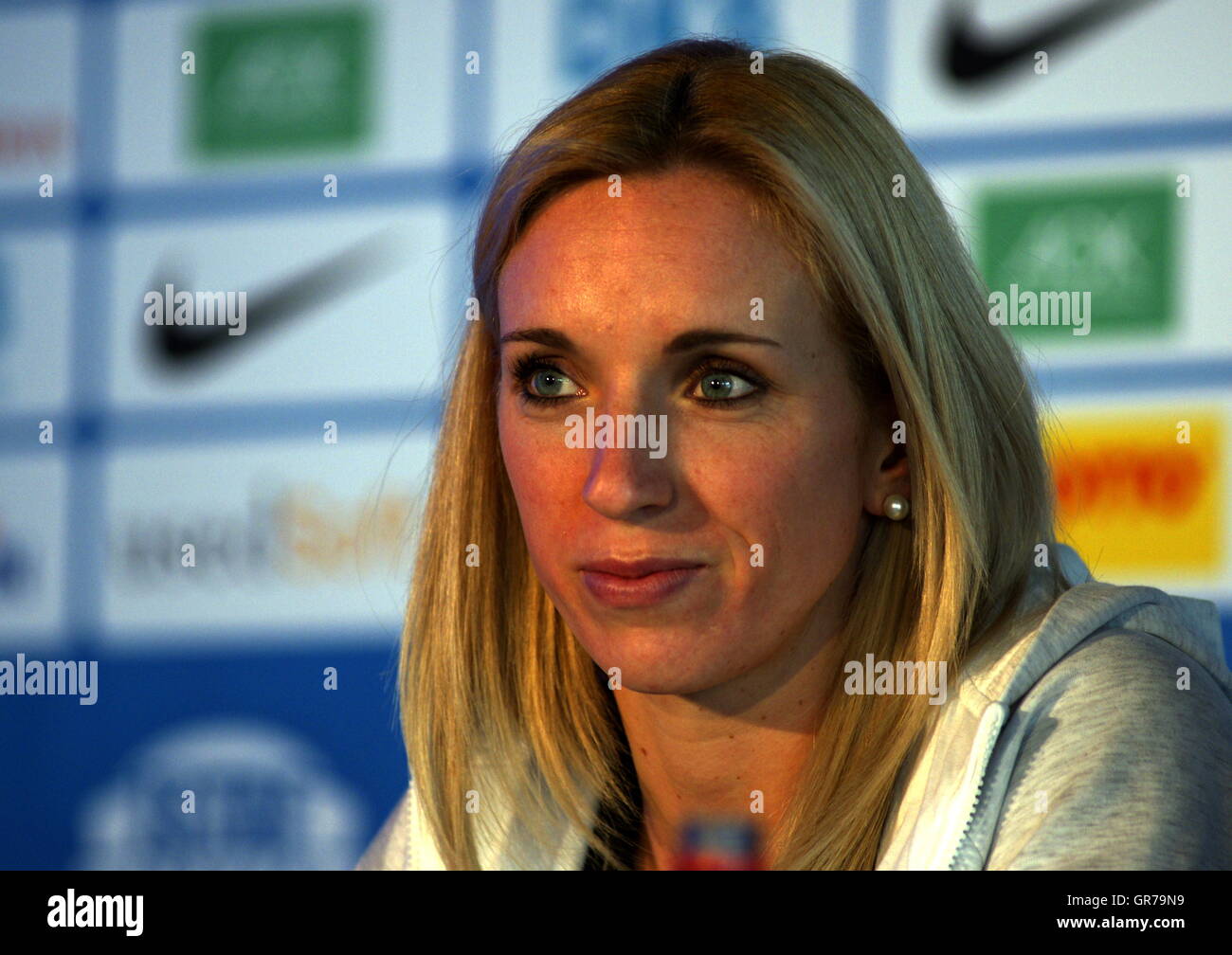 Cindy Roleder High Resolution Stock Photography and Images - Alamy