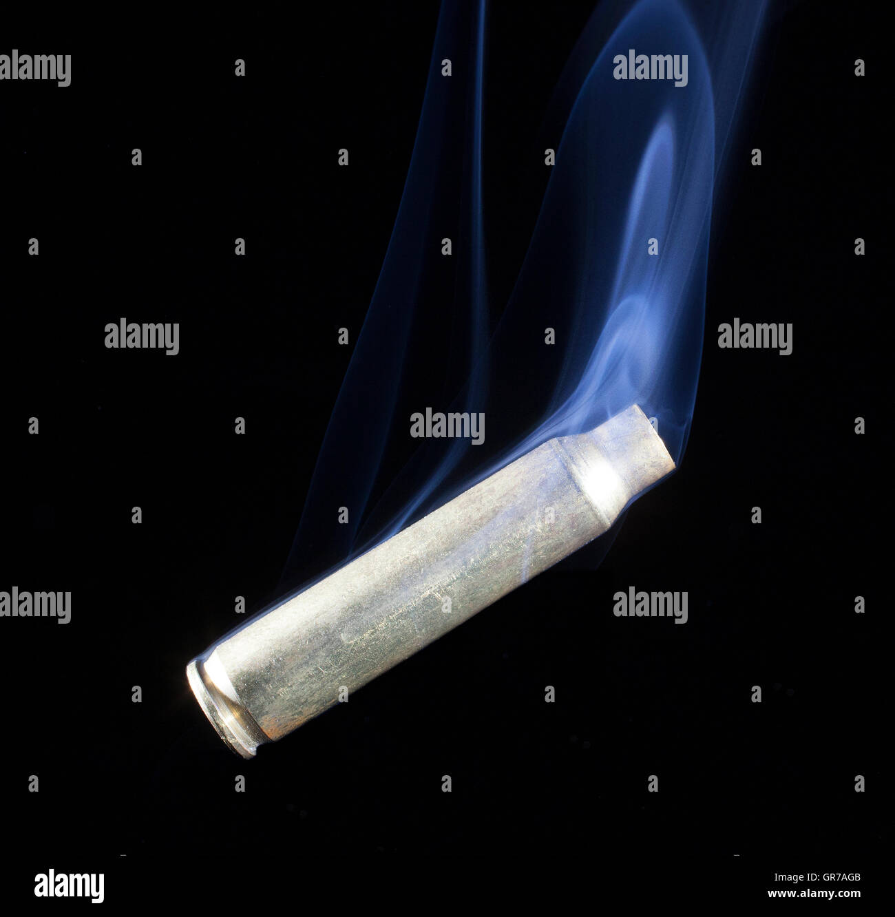 Empty shell casing hi-res stock photography and images - Alamy