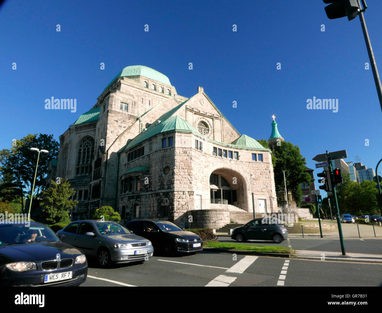 Jewish jew jews synagogue hi-res stock photography and images - Alamy