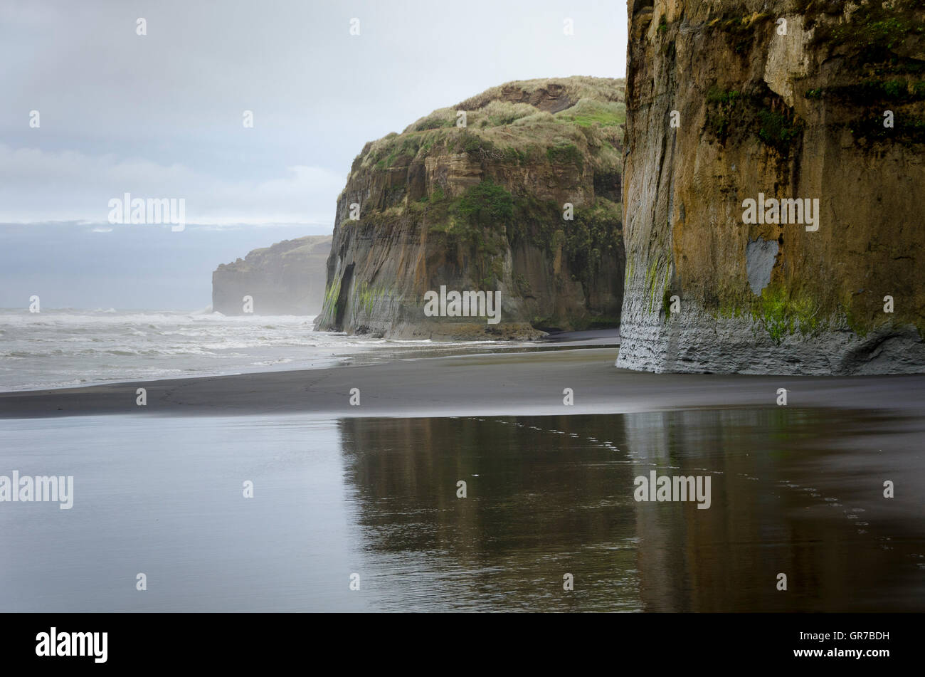 Patea beach hi-res stock photography and images - Alamy