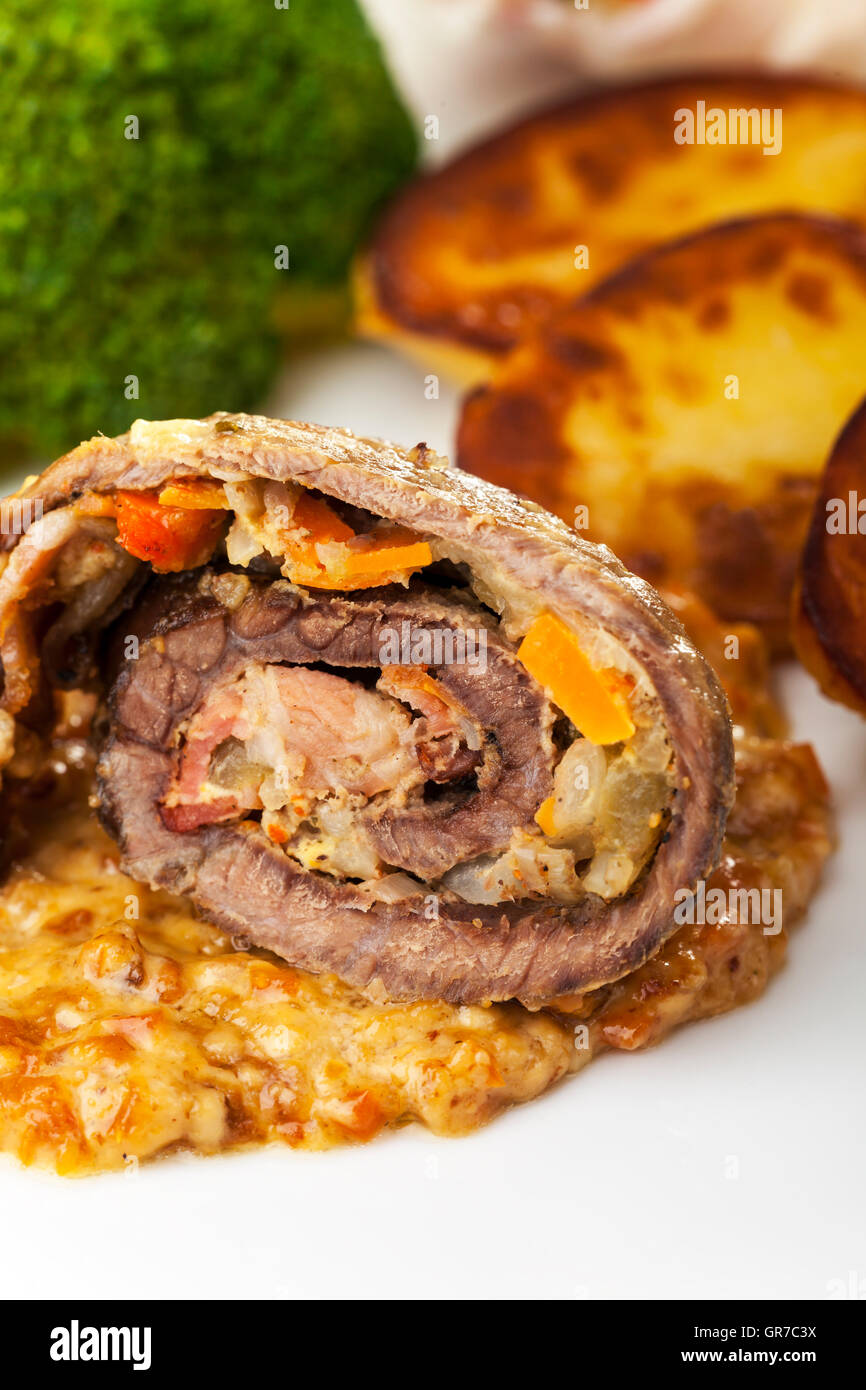 Roulade gravy hi-res stock photography and images - Alamy