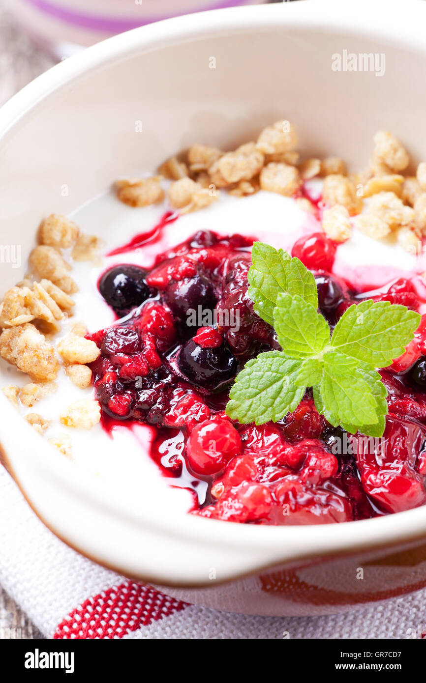 Golden lemon balm hi-res stock photography and images - Alamy