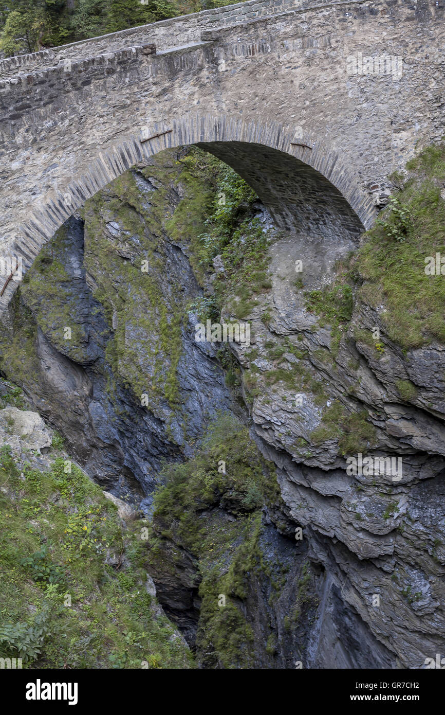 Viamala gorge hi-res stock photography and images - Alamy