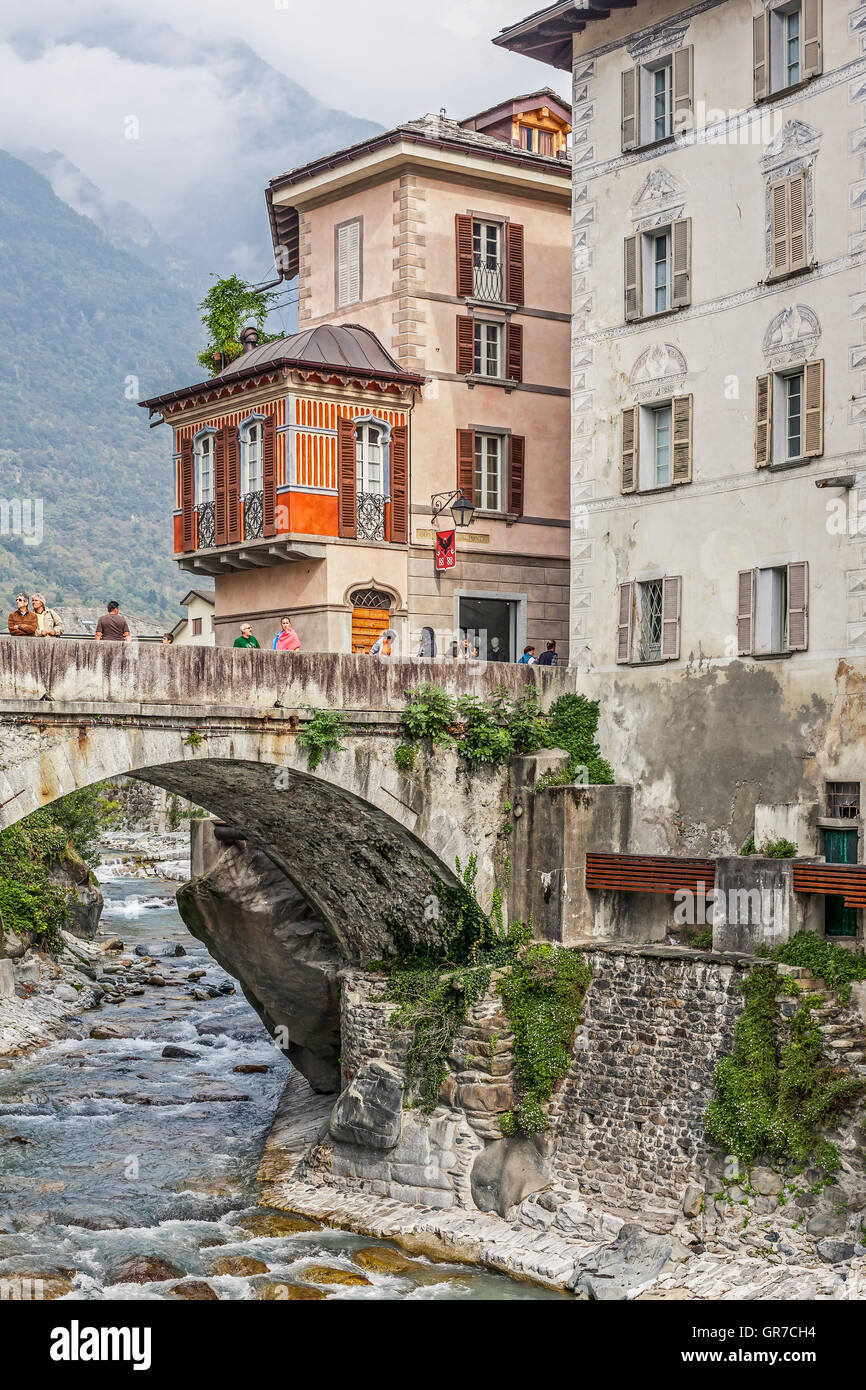 Chiavenna hi-res stock photography and images - Alamy