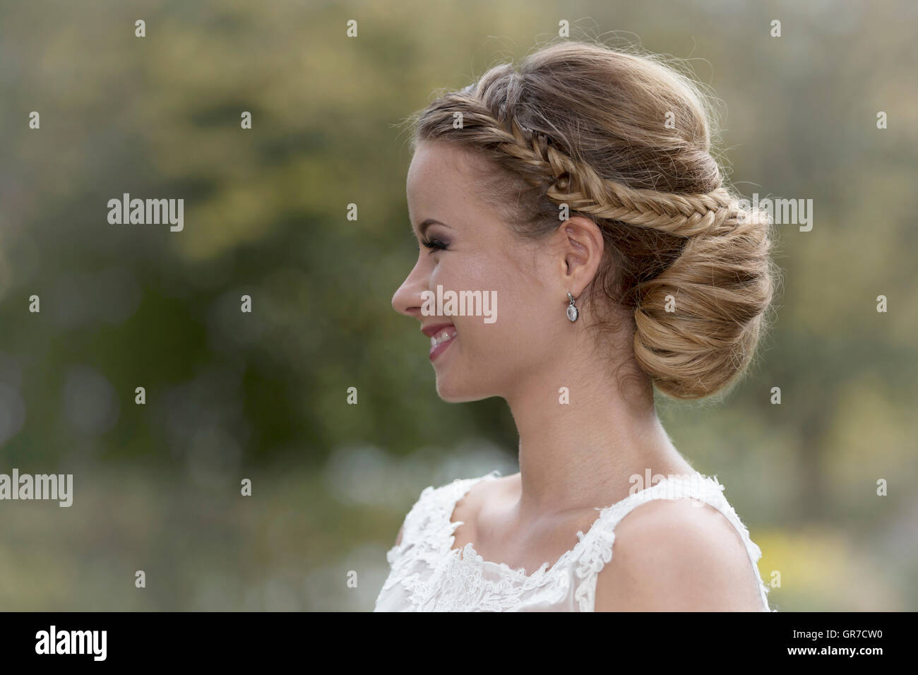 Portrait Of A Perfect Made-Up And Coiffed Young Woman Stock Photo - Alamy