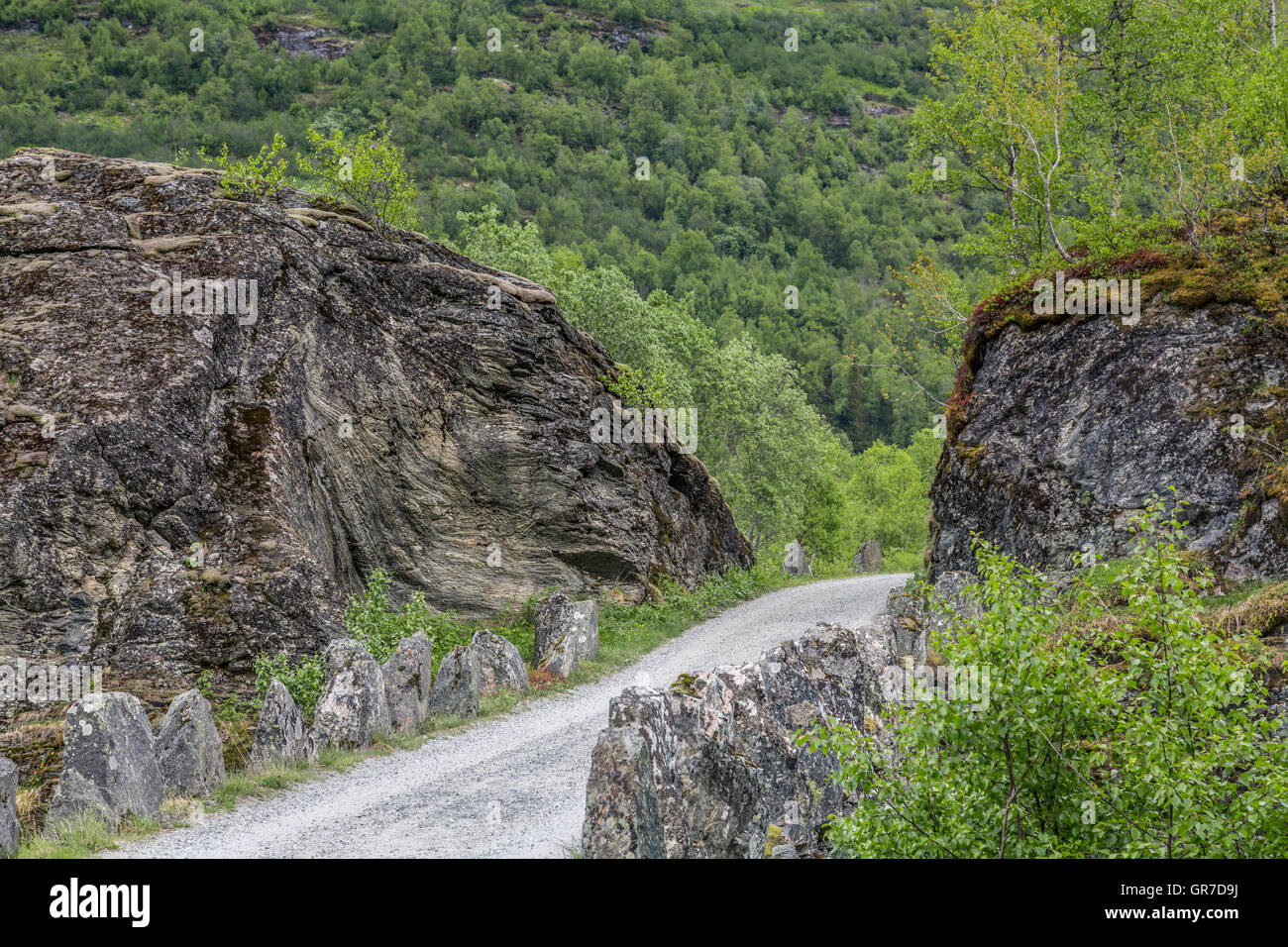 Ride On The Old Road Knuten A Loop On The Way To The Valley To ...