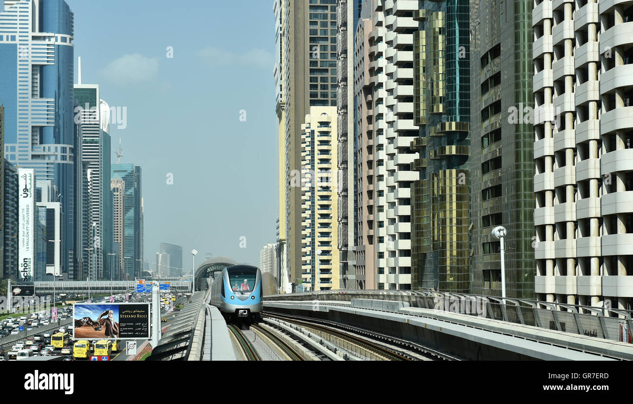 Dubai metro train trains hi-res stock photography and images - Alamy